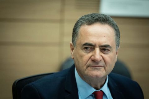 მარნეულის მეჩეთში მორწმუნეები ხამენეის პლაკატის წინაშე ამღერდნენ ...